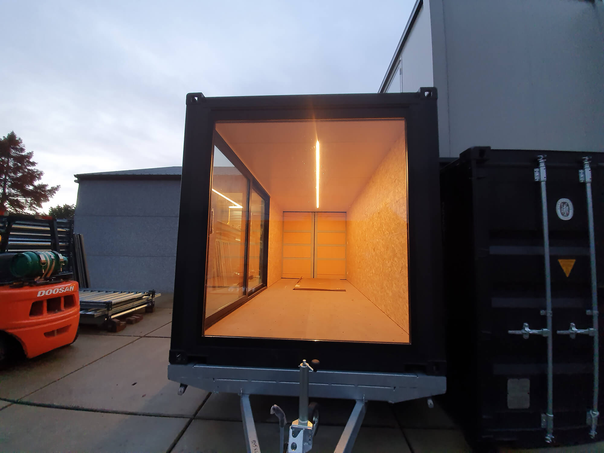 Containers | Container Factory